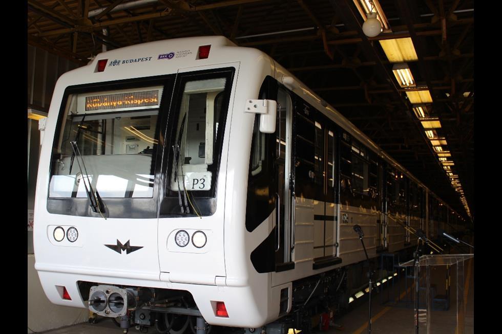 First refurbished Budapest Line M3 trainset enters passenger service ...